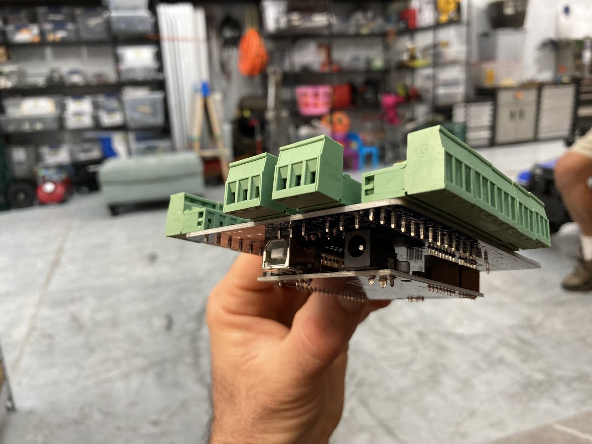 Arduino Uno Spider Shield V1 – Overkill Solar